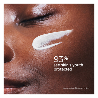 Clarins Youth-protecting Sunscreen Very High Protection SPF50+ – Escentual